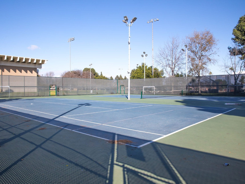Athens Park in Los Angeles | Tennis & Pickleball Courts