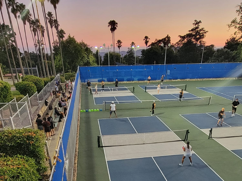 Charles S. Farnsworth Park Tennis and Pickleball Courts in Altadena ...